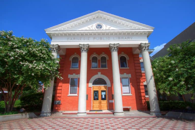 6-6-10 carnegie public library - Brentwood Associates